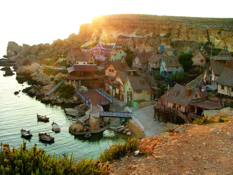 Popeye Village - Besuch der Filmkulisse in Anchor Bay auf Malta