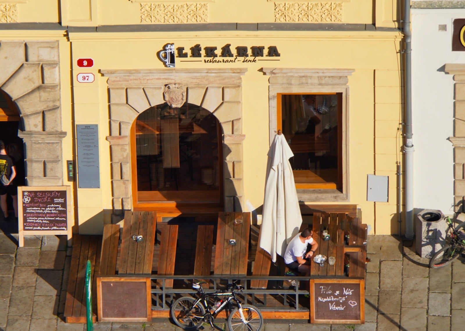 Bier in Pilsen: vom Pilsner Urquell bis zum Raven Beer