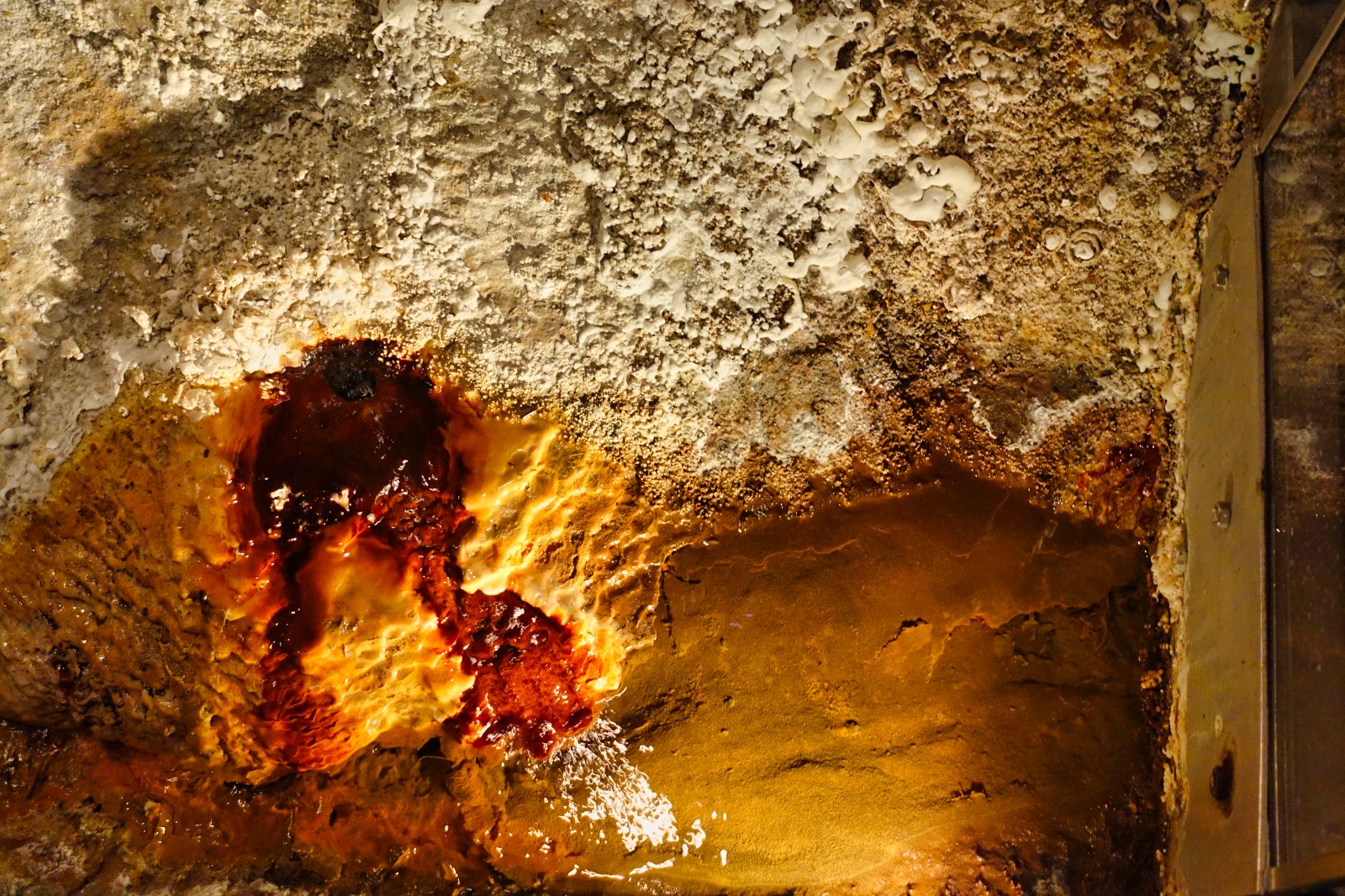 Sprudel Karlovy Vary - Sprudelkolonnaden, underground tour