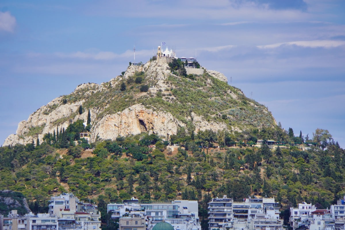 Lykabettus – auf dem höchsten Berg im Stadtzentrum von Athen